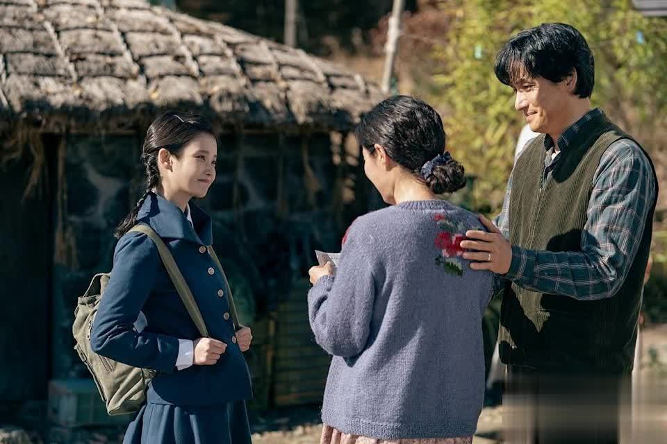 韩剧苦尽柑来遇见你 IU二度披婚纱朴宝剑催泪父爱视角来袭 - 360娱乐，你开心就好