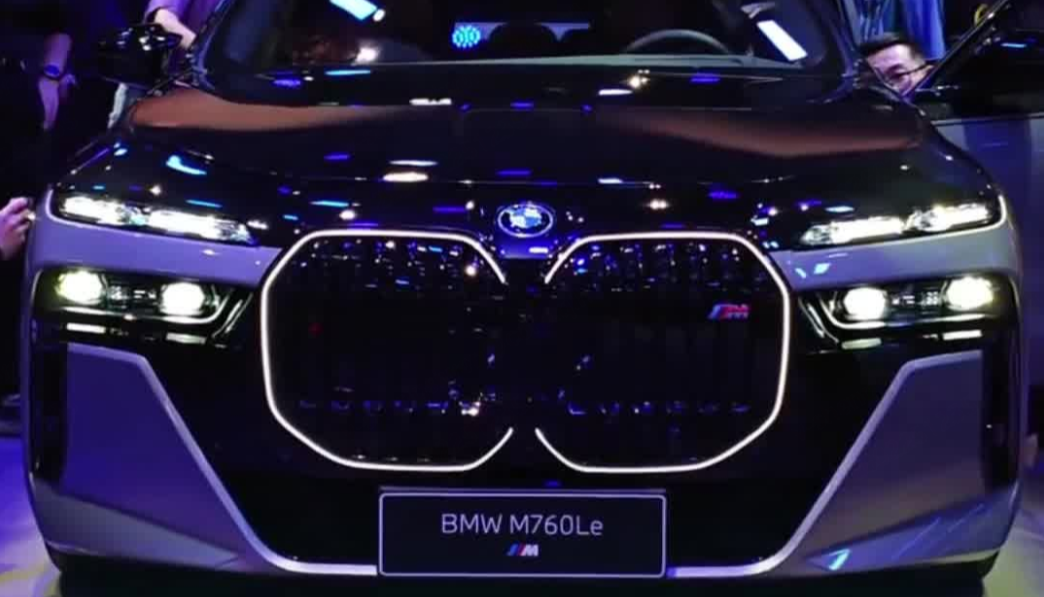 宝马7系降价约27万