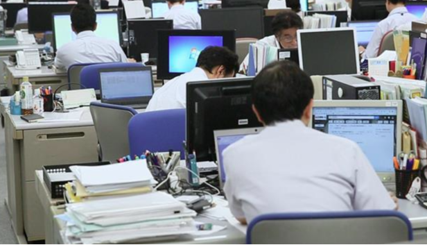 形式主义加班要唾弃